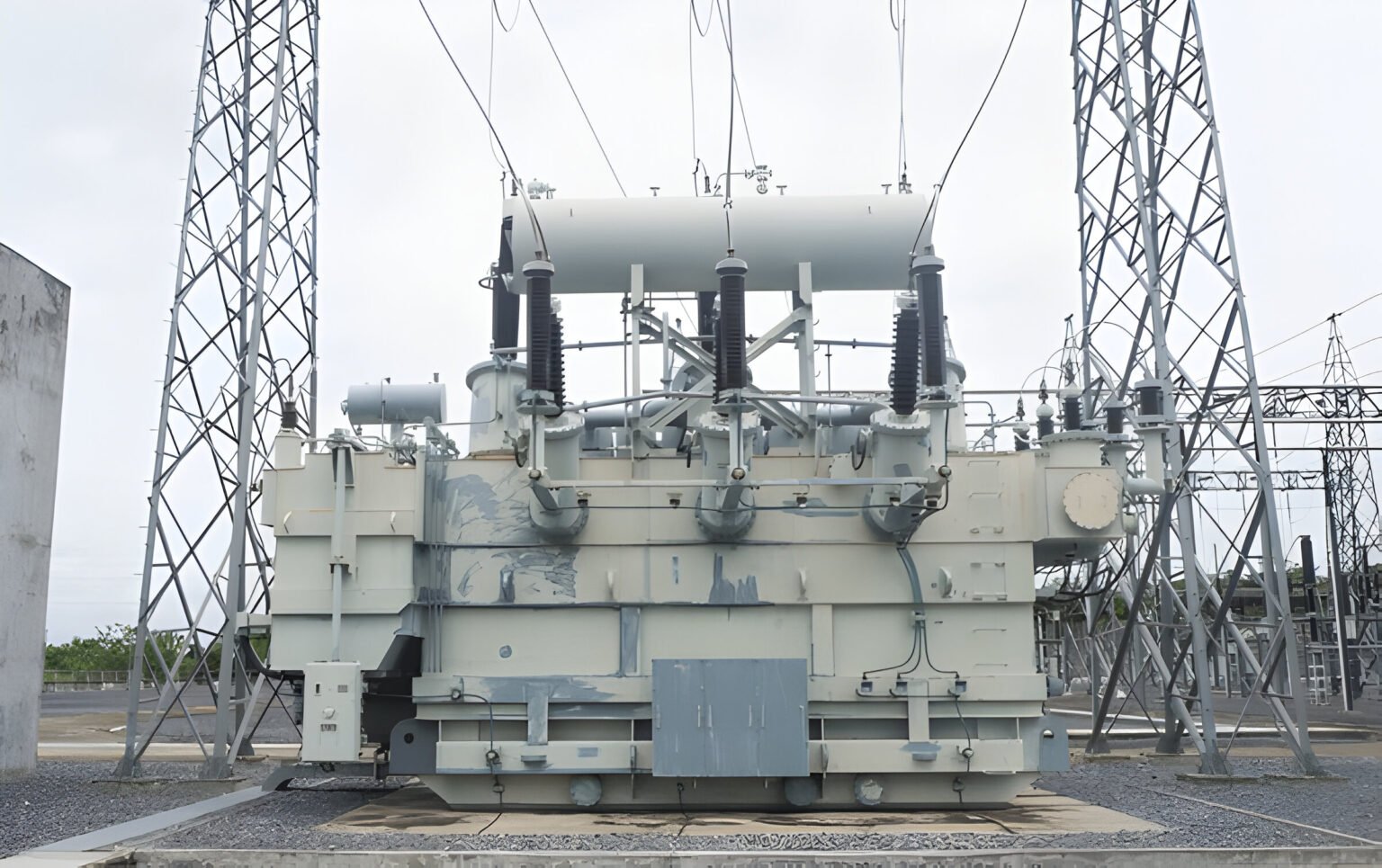 Power Transformer vs Distribution Transformer: What Is the Difference ...