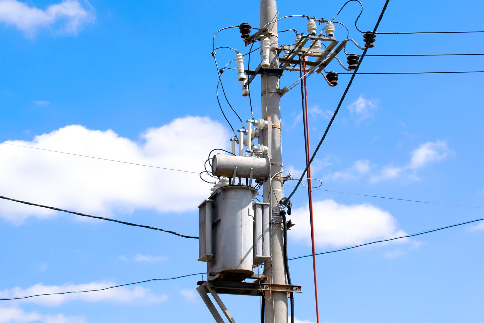 Pole Mounted Transformer the advantages in the distribution network